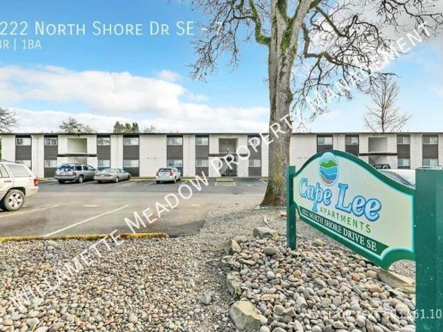 2 Br, 1 bath, Condo 3222 North Shore Dr SE