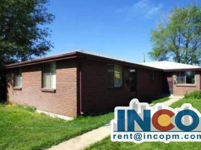 2 Br, 1 bath, Condo 3237 S Huron Street