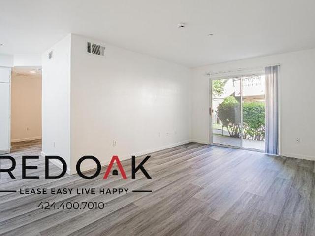 2 Br, 1 bath, Condo 32325 South Pasadena Street