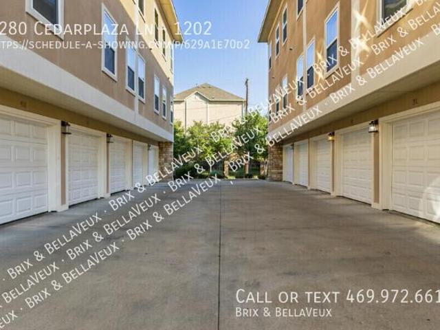 2 Br, 1 bath, Condo 3280 Cedarplaza Ln