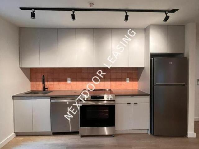 2 Br, 1 bath, Condo 328 Pacific Ave