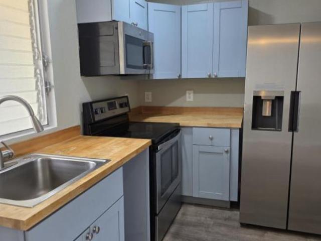 2 Br, 1 bath, Condo 329 Olive Ave