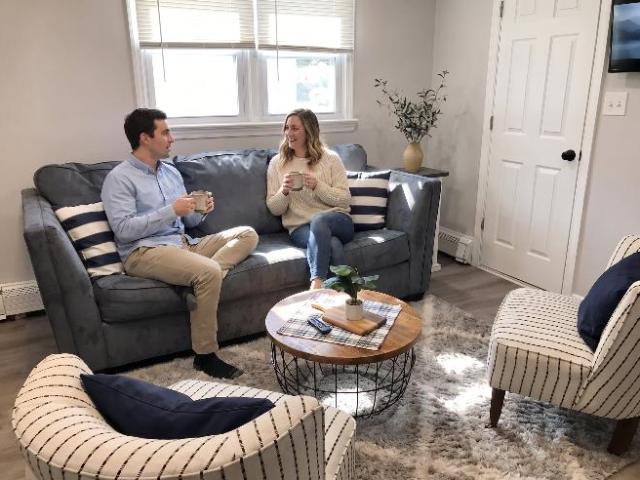 2 Br, 1 bath, Condo 32 Franklin Ave