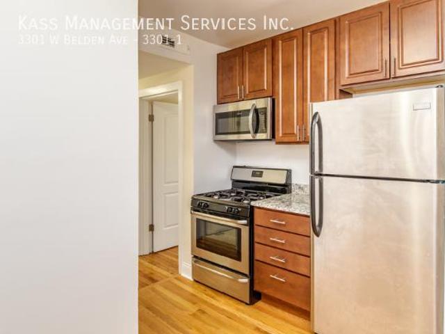 2 Br, 1 bath, Condo 3301 W Belden Ave