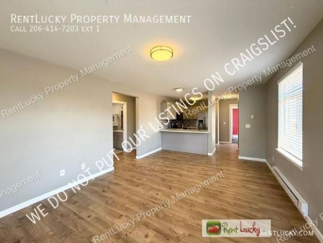 2 Br, 1 bath, Condo 3315 Claremont Ave S