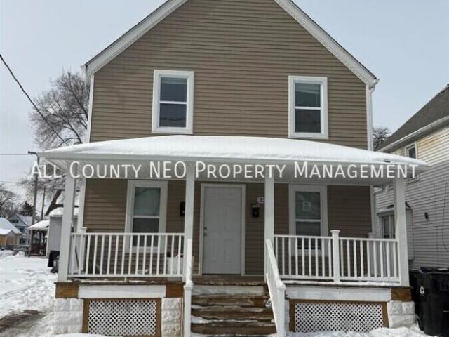 2 Br, 1 bath, Condo 3320 W 56th St