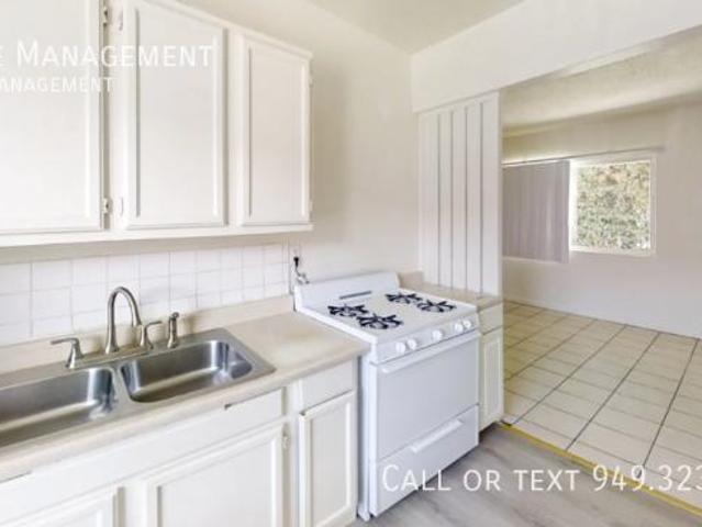 2 Br, 1 bath, Condo 3348 Santa Fe Ave