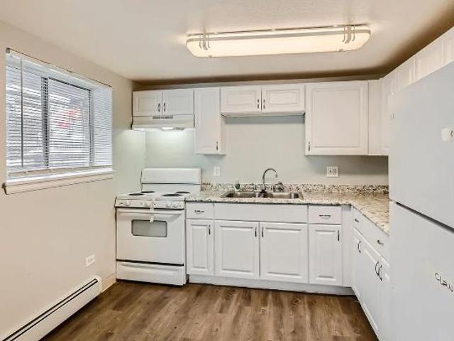2 Br, 1 bath, Condo 3351 N Lafayette St