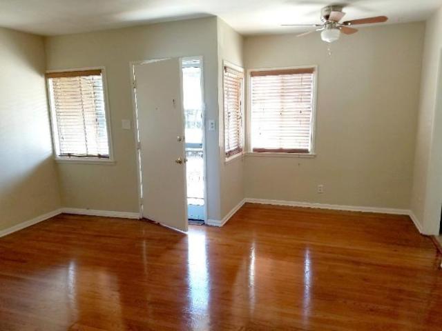 2 Br, 1 bath, Condo 3351 Caroline Ave