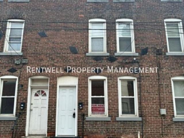 2 Br, 1 bath, Condo 336 Gardner St