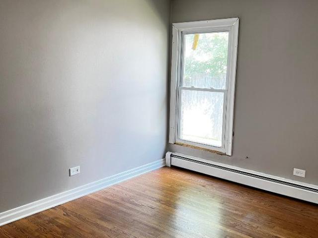2 Br, 1 bath, Condo 336 Short St