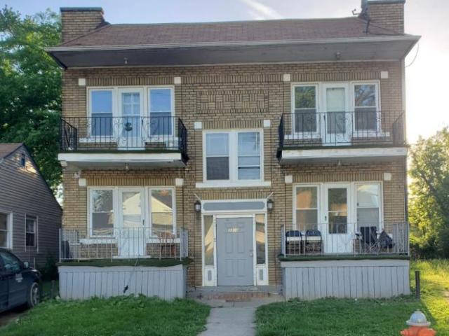 2 Br, 1 bath, Condo 3390 E 143rd St