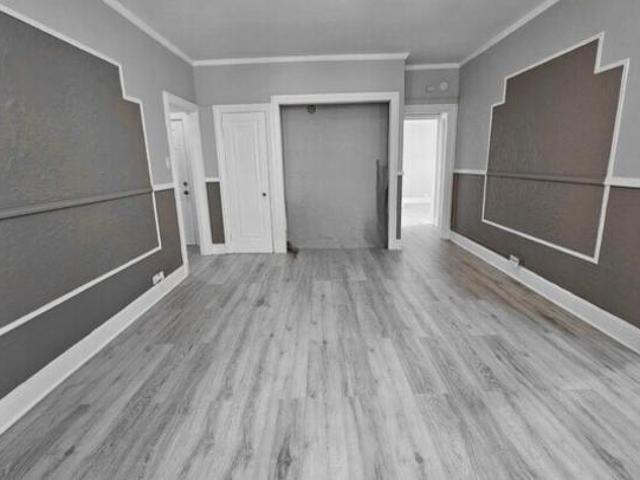 2 Br, 1 bath, Condo 37 S Iowa Ave