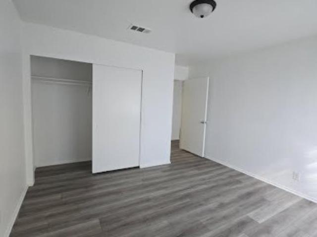 2 Br, 1 bath, Condo 3400 15th St West