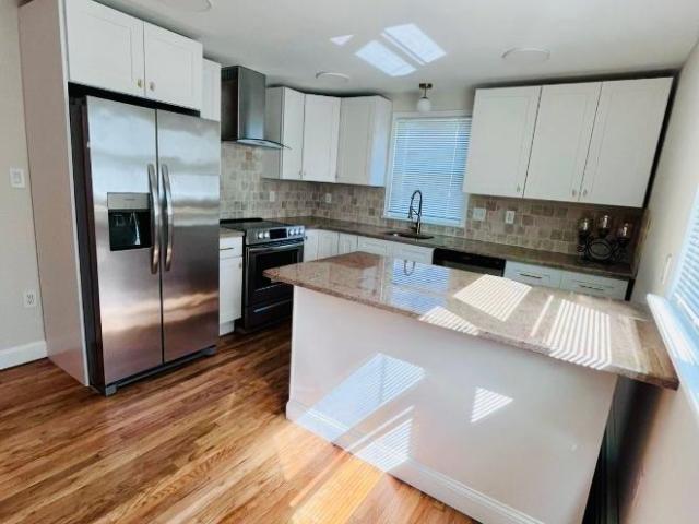 2 Br, 1 bath, Condo 340 Maple St