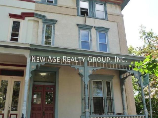 2 Br, 1 bath, Condo 3418 Baring Street