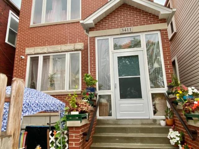 2 Br, 1 bath, Condo 3411 S Ashland Ave