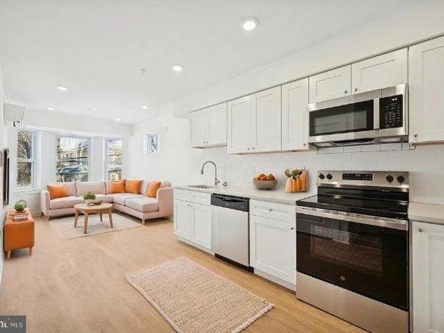 2 Br, 1 bath, Condo 3413 N 19th St