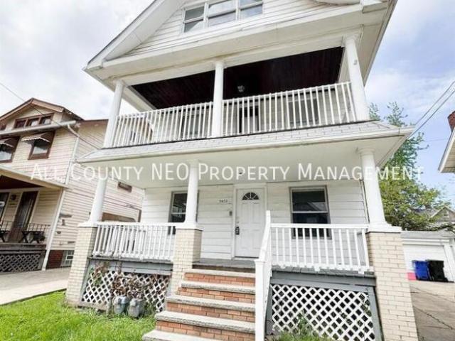 2 Br, 1 bath, Condo 3452 W 91st St