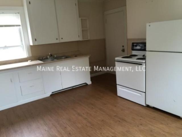 2 Br, 1 bath, Condo 345 Hancock St