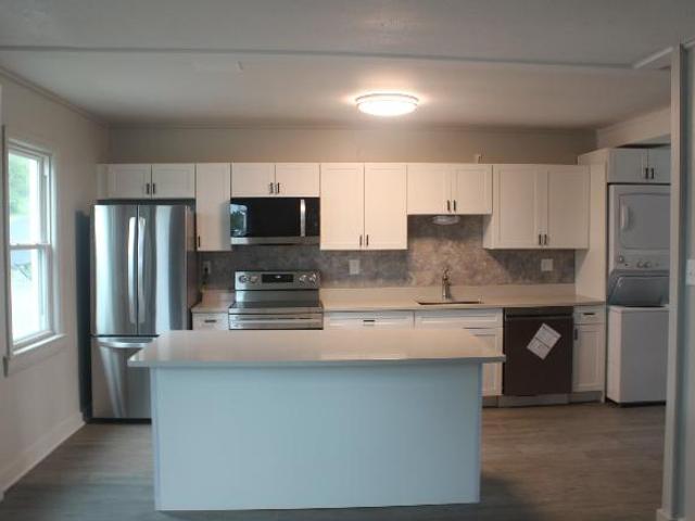 2 Br, 1 bath, Condo 345 West Market Street