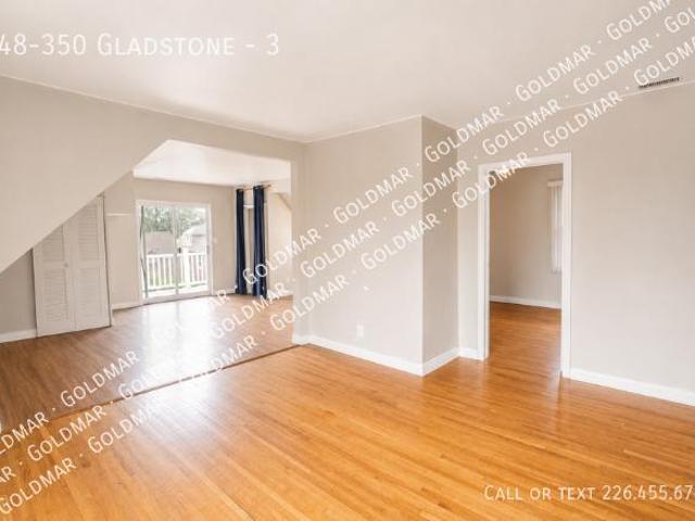 2 Br, 1 bath, Condo 348 350 Gladstone