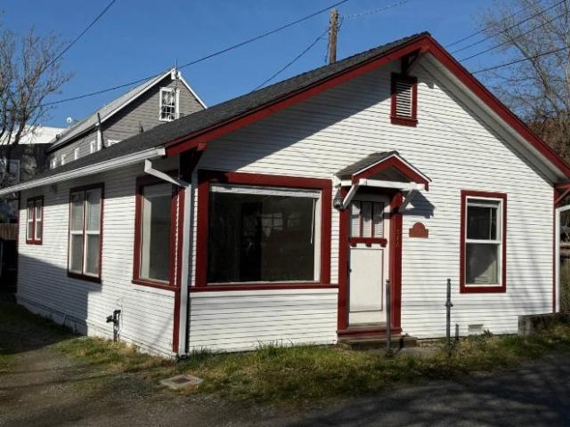 2 Br, 1 bath, Condo 34 Center Street