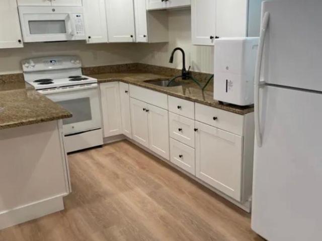 2 Br, 1 bath, Condo 34 Marble St