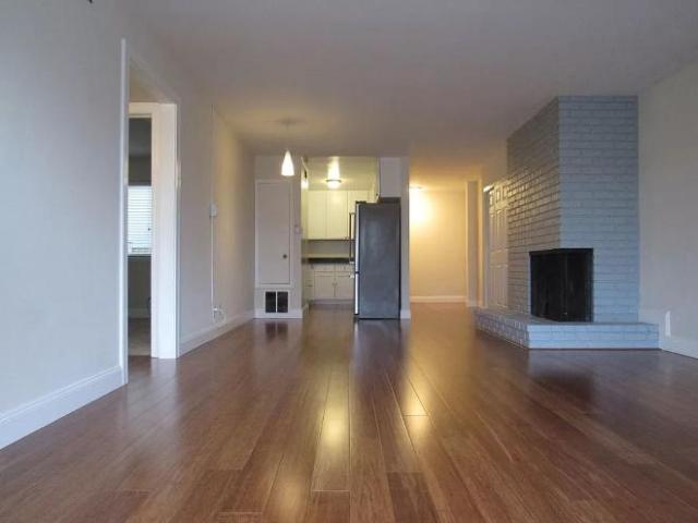2 Br, 1 bath, Condo 3500 Market Street