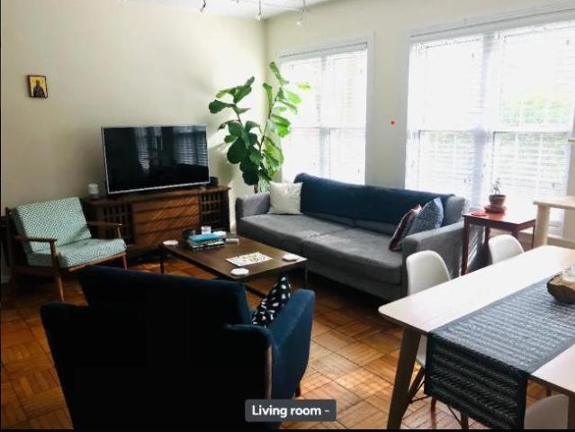 2 Br, 1 bath, Condo 3500 Valley Dr