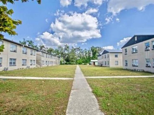 2 Br, 1 bath, Condo 3519 E 1st Ct