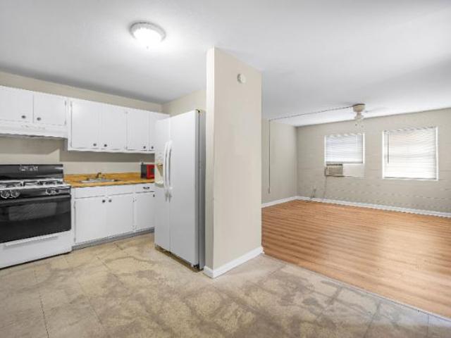 2 Br, 1 bath, Condo 3519 E 1st Ct