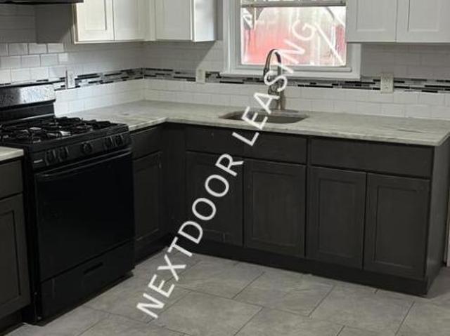 2 Br, 1 bath, Condo 352 Broadway