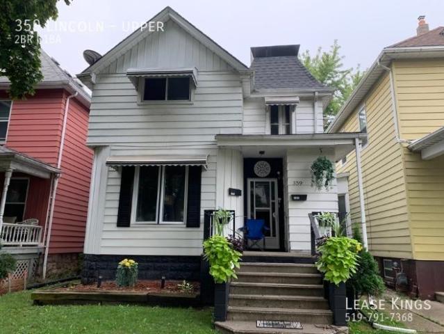2 Br, 1 bath, Condo 359 Lincoln