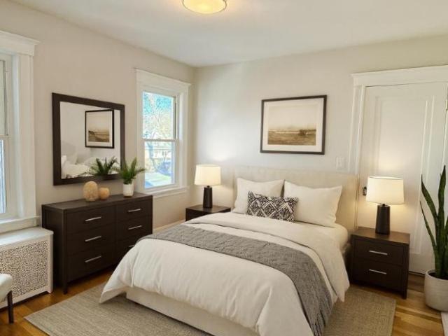 2 Br, 1 bath, Condo 35 37 Lindale Ave