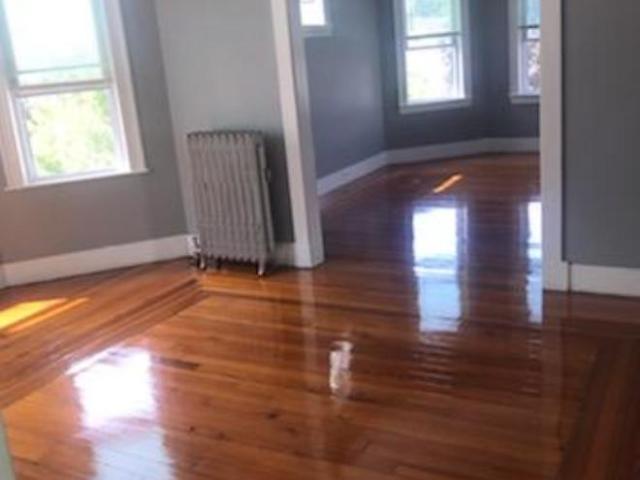 2 Br, 1 bath, Condo 35 Fellsway