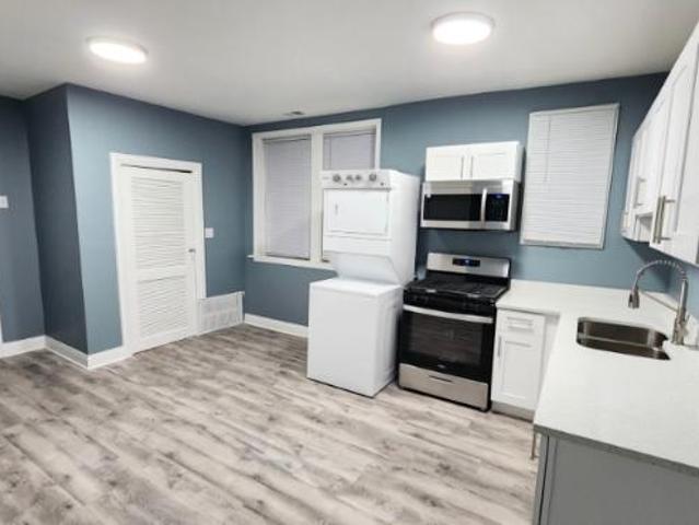 2 Br, 1 bath, Condo 3662 S Pauliina St