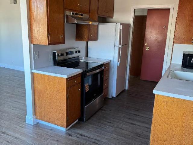 2 Br, 1 bath, Condo 3704 Bonnie Lane