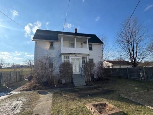 2 Br, 1 bath, Condo 3702 W 15 St