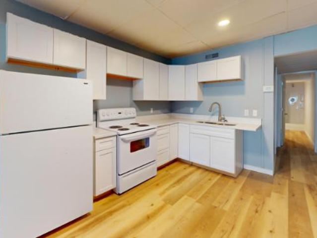 2 Br, 1 bath, Condo 3749 South Washington Street