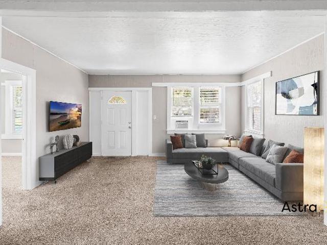 2 Br, 1 bath, Condo 3740 19th Ave S