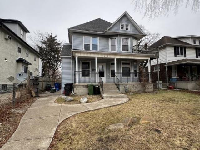 2 Br, 1 bath, Condo 374 Campbell Ave