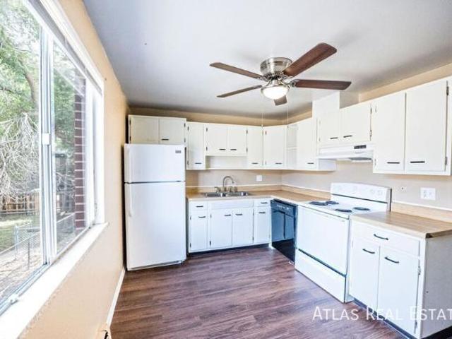 2 Br, 1 bath, Condo 3750 Owens Street
