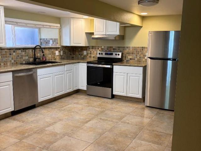 2 Br, 1 bath, Condo 3775 Gard Street