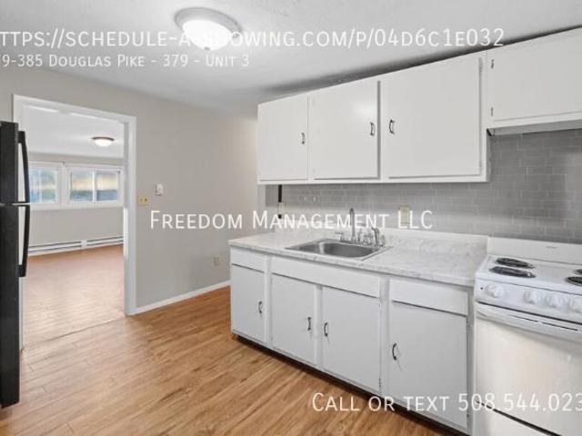 2 Br, 1 bath, Condo 379 Douglas Pike