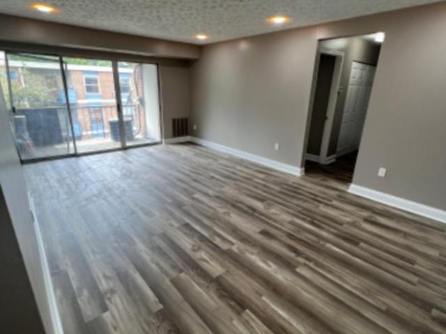 2 Br, 1 bath, Condo 3811 St Barnabas Rd Unit