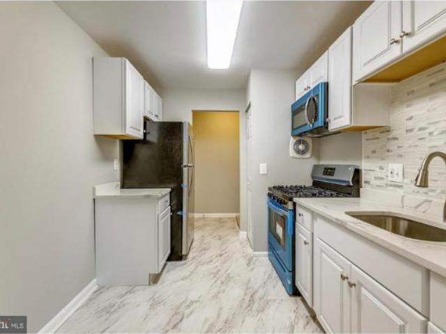 2 Br, 1 bath, Condo 3837 St Barnabas Rd Unit