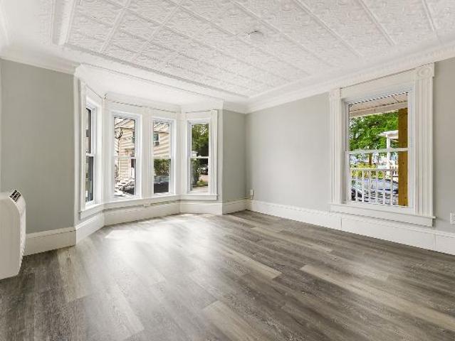 2 Br, 1 bath, Condo 38 New York St