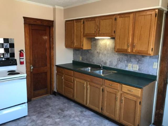 2 Br, 1 bath, Condo 3 East Main St