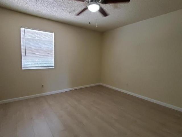 2 Br, 1 bath, Other 4215 Crow Road